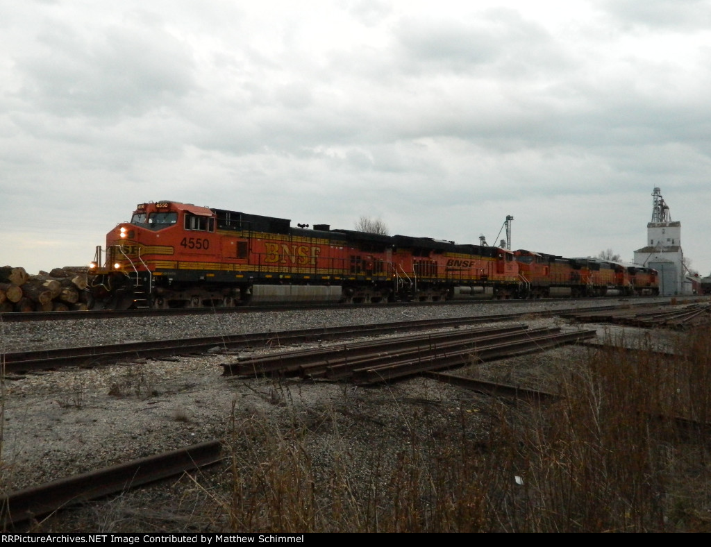 BNSF 4550 running the local